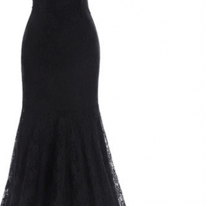 Kate Cass Was Wearing A Long Gown With A Long Gown And A V-neck Gown ...