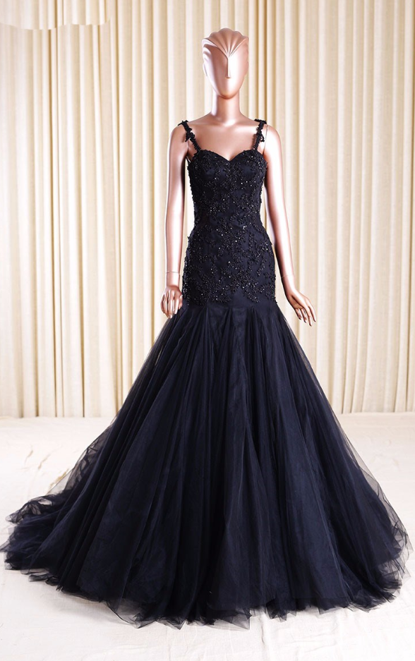 Lace Appliqués Sweetheart Spaghetti Straps Floor Length Tulle Trumpet ...