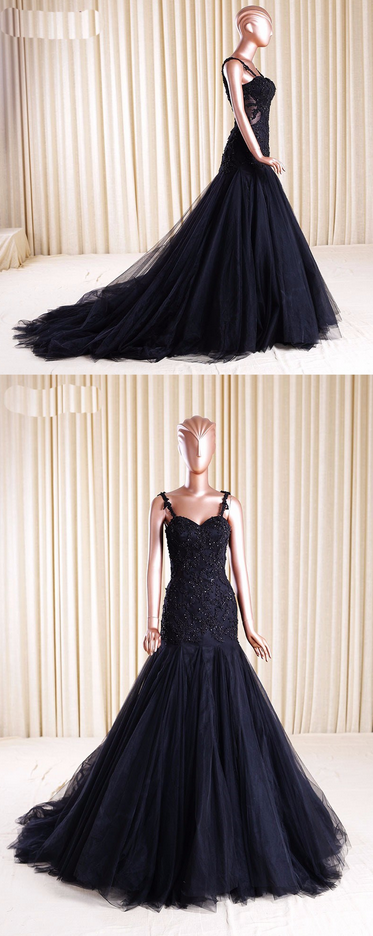 Lace Appliqués Sweetheart Spaghetti Straps Floor Length Tulle Trumpet ...