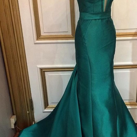 Plunging Neck Emerald Green Mermaid Prom Dress on Luulla