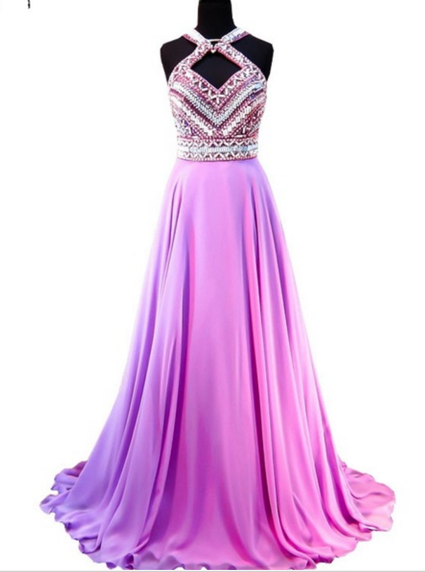 The Unique Evening Gown Has A At The Top Of The Women's Formal Dress ...